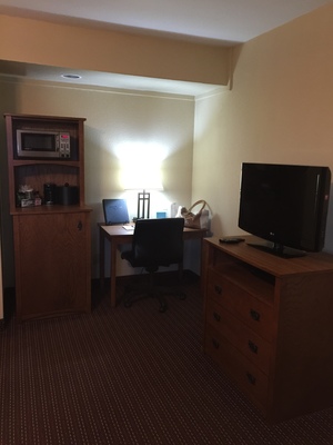 Tinker AFB Directory - Indian Hills Inn - Photos